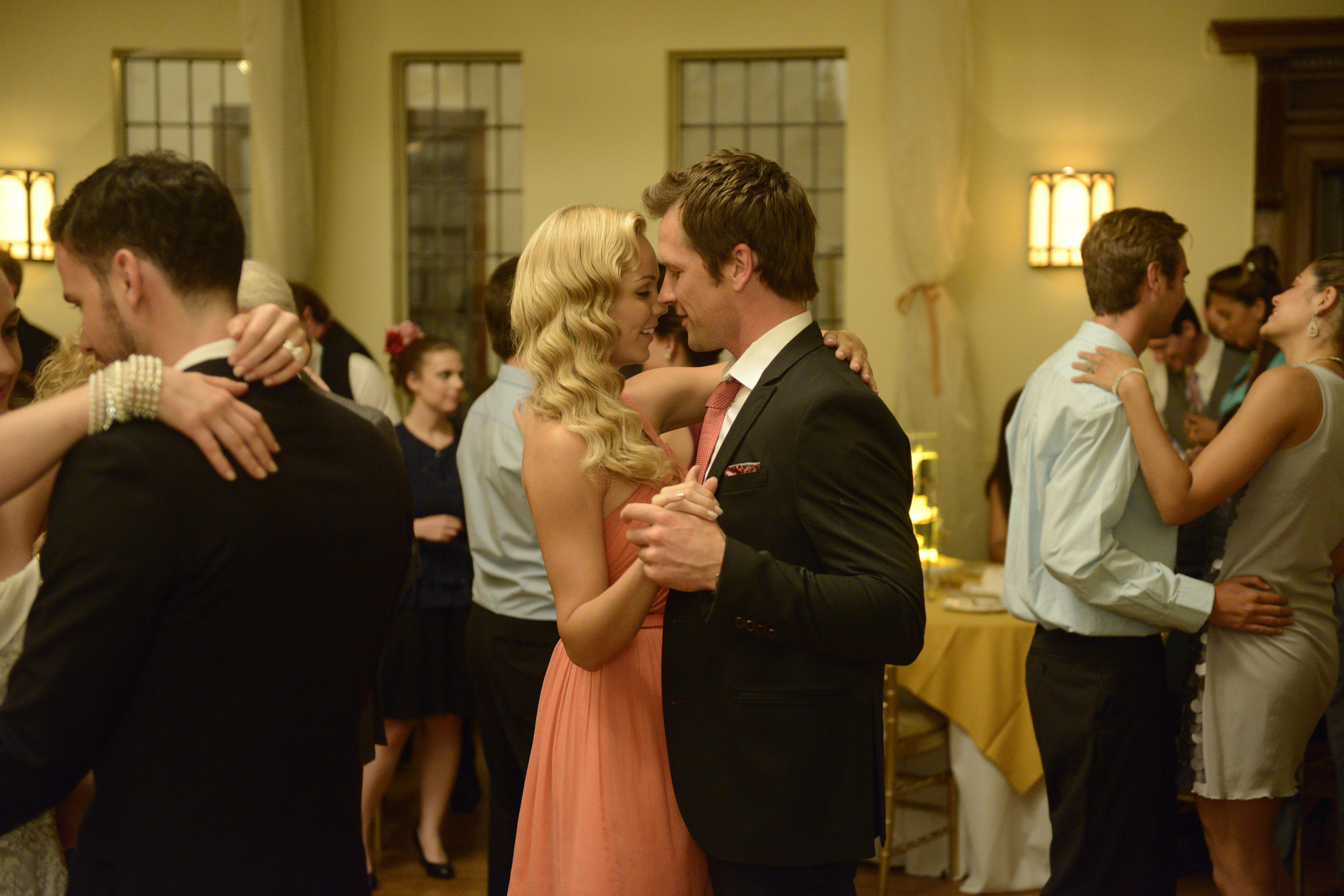 Bitten Spoilers: Images for “Committed” – Pop Goes The World