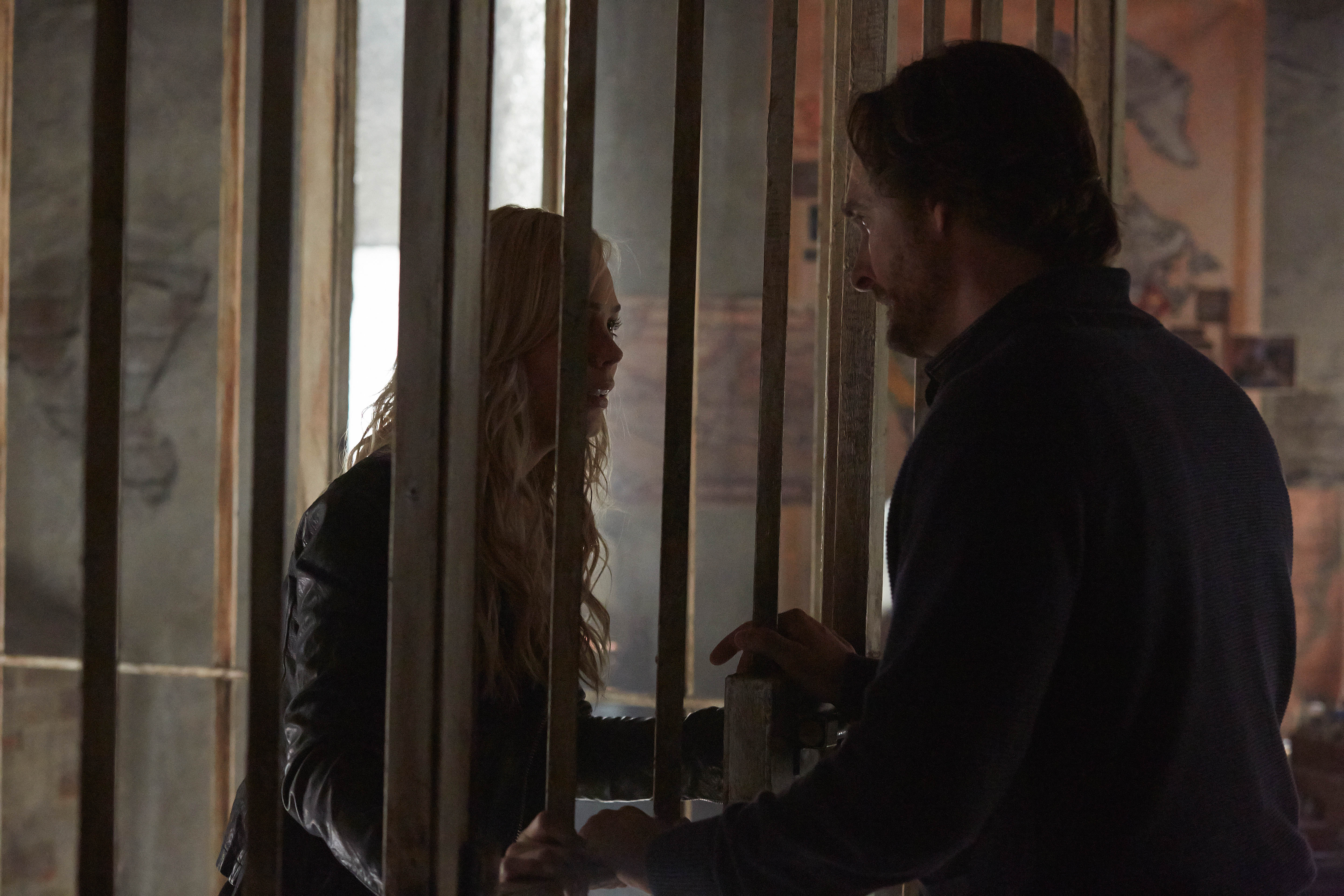 Bitten Season 1 Episode 12 “Caged” Recap – Pop Goes The World