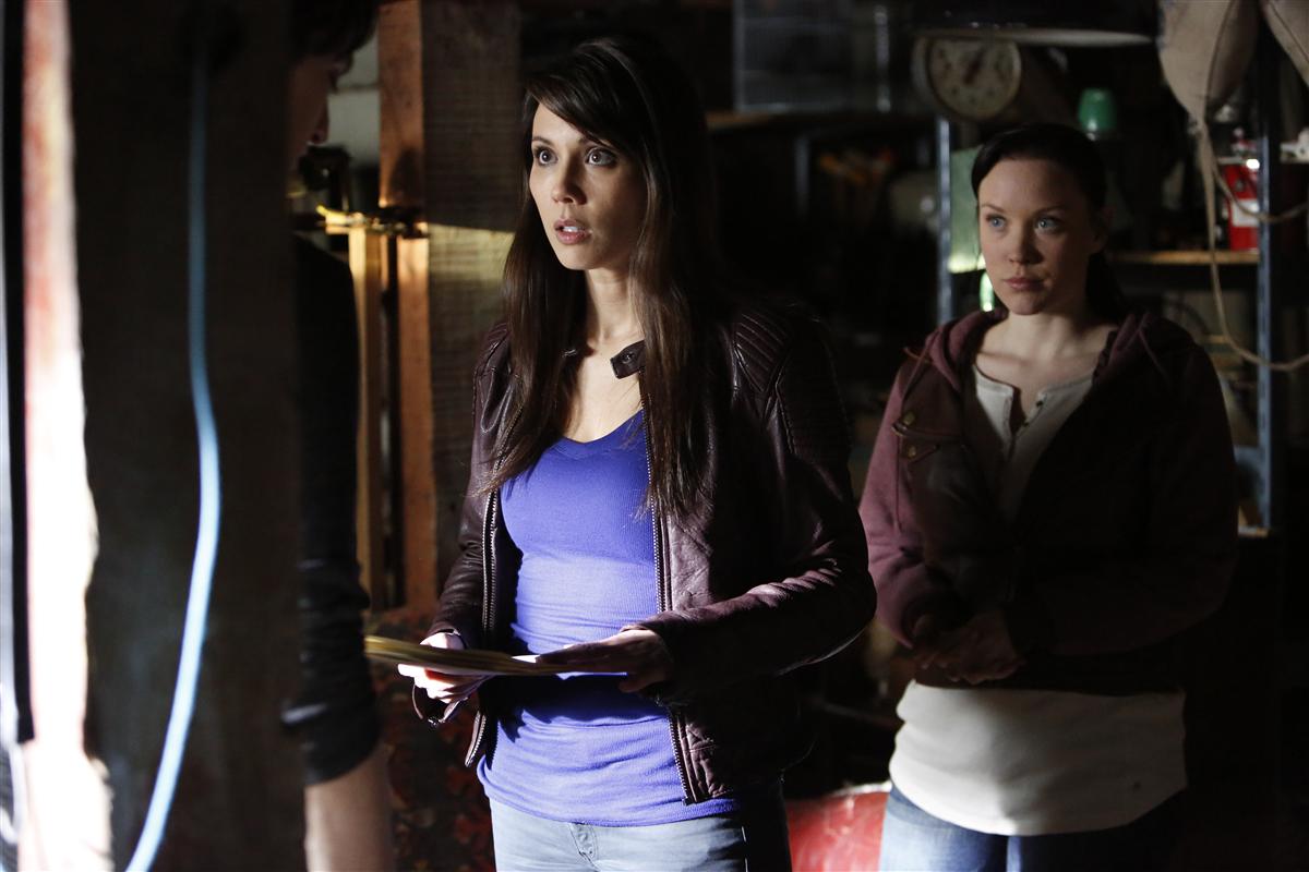 Continuum Season 3 Episode 10 “Revolutions per Minute” Recap – Pop Goes ...