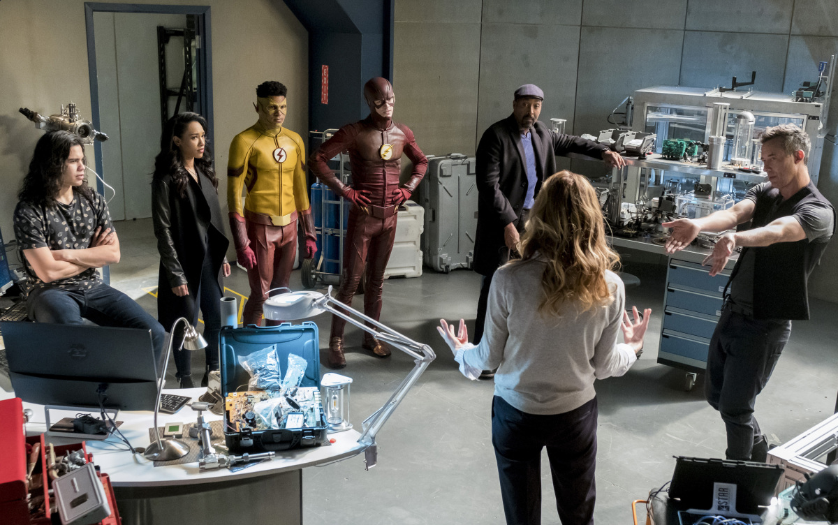 The Flash Season 3 “Cause and Effect” Recap – Pop Goes The World