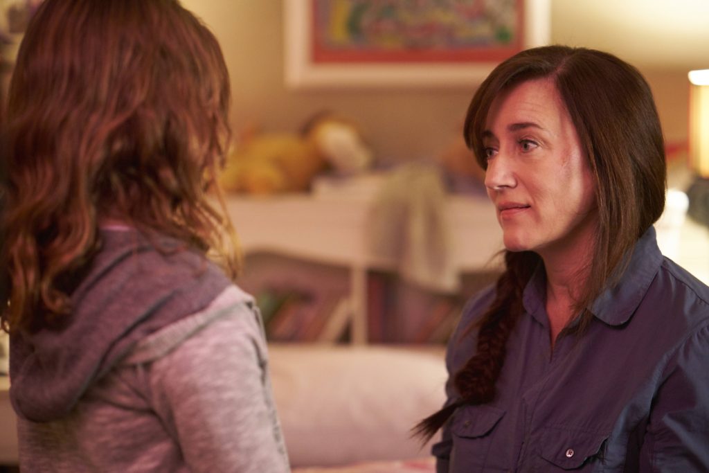 Kira (Skyler Wexler) and Mrs. S (Maria Doyle Kennedy) – Pop Goes The World